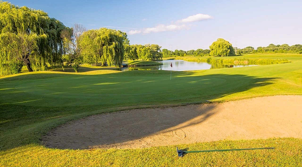 FOR SALE: 18-hole course, slightly used, priced to sell - Daily Herald ...