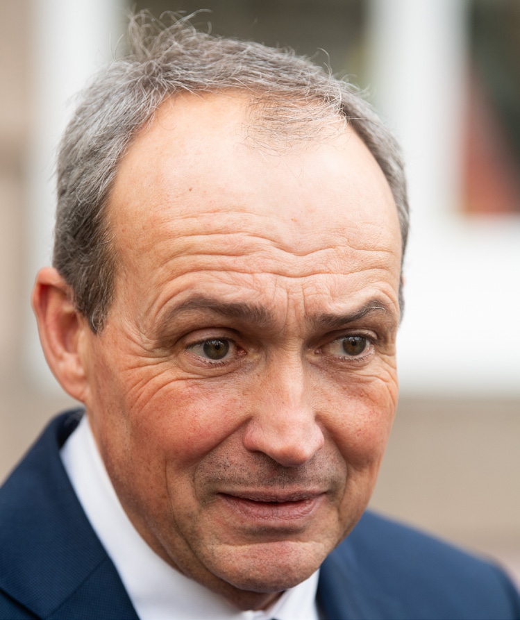 •Chief Minister Lyndon Farnham