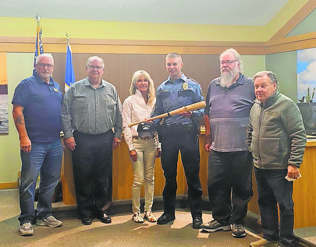 sara guymon brainerd dispatch frank scherf left stands with the baxter ...