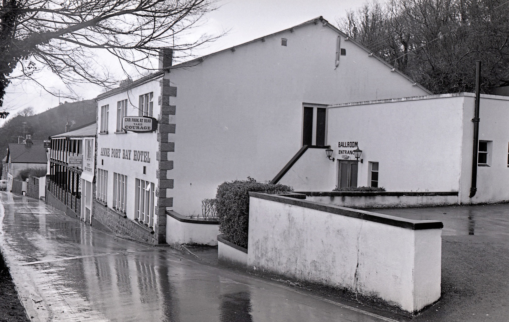 the anne port bay hotel pictured in 1978