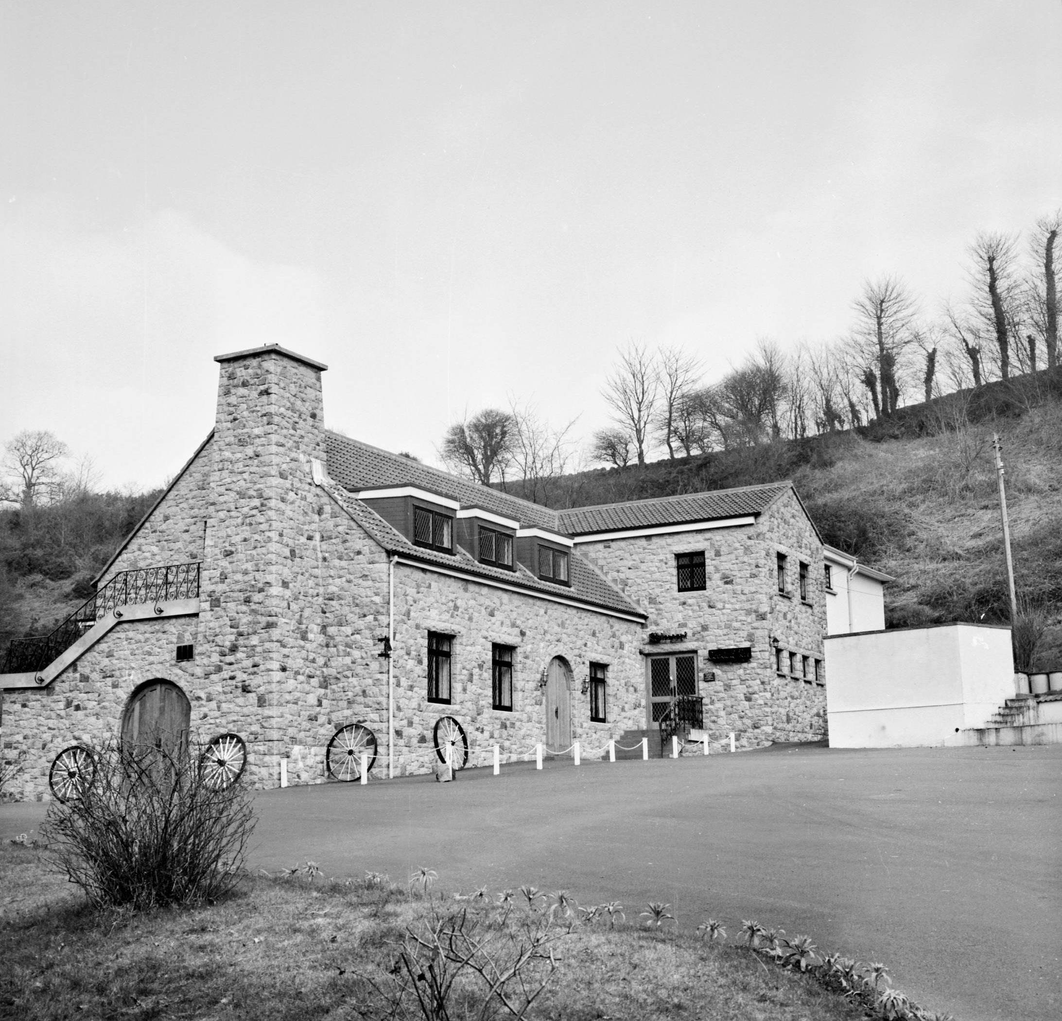 the harvest barn in vallée des vaux pictured in 1971 the pub was ...