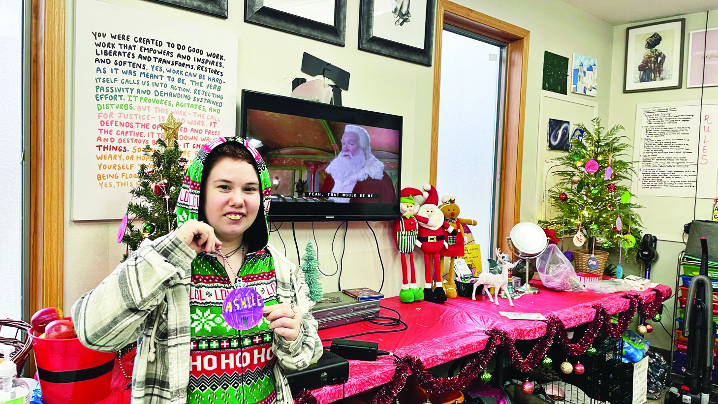 ALEXANDRA DUGGAN/THE SPOKESMAN-REVIEW Ashlee Feldman, a guest at the ...